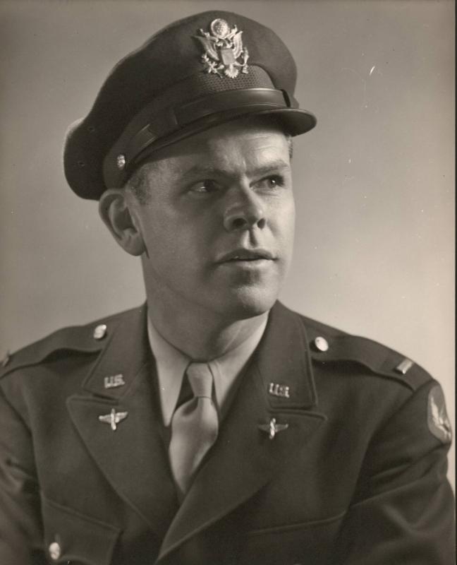 [Portrait of a man in United States Army Air Forces pilot uniform, WWII ...